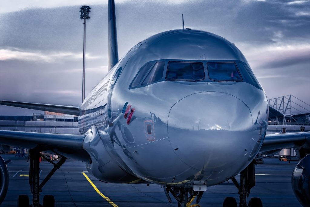 Vers les cieux de demain : innovations dans l'aviation moderne